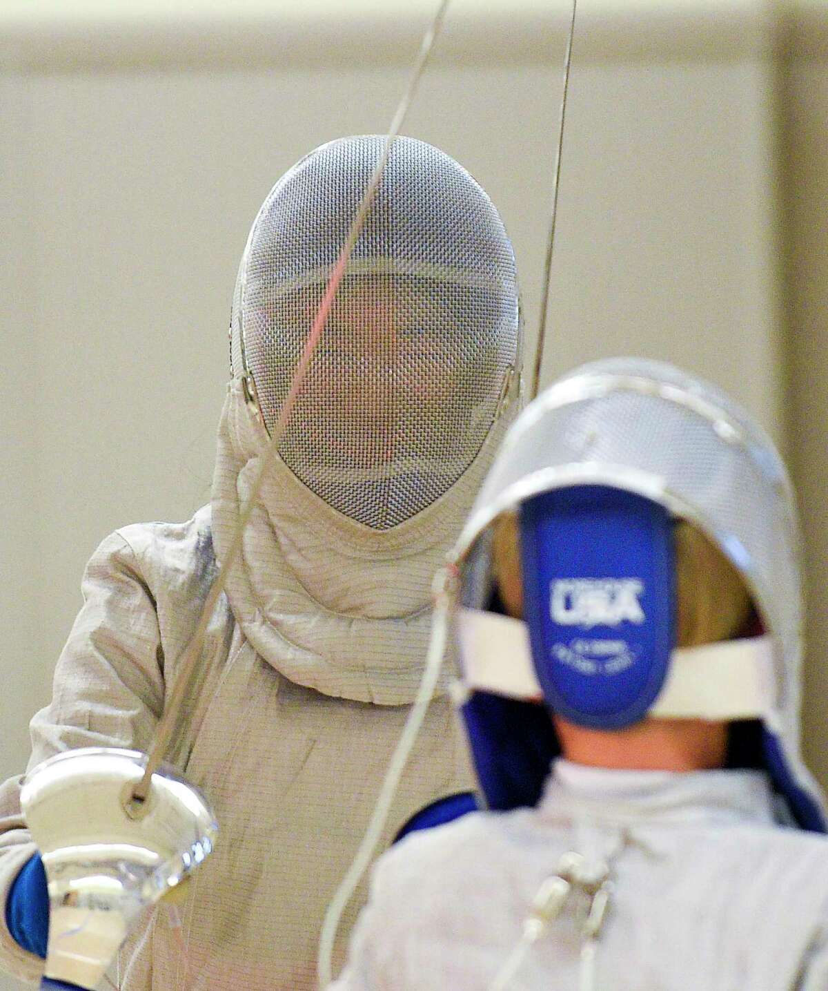 En garde: Fencing academy comes to Greenwich