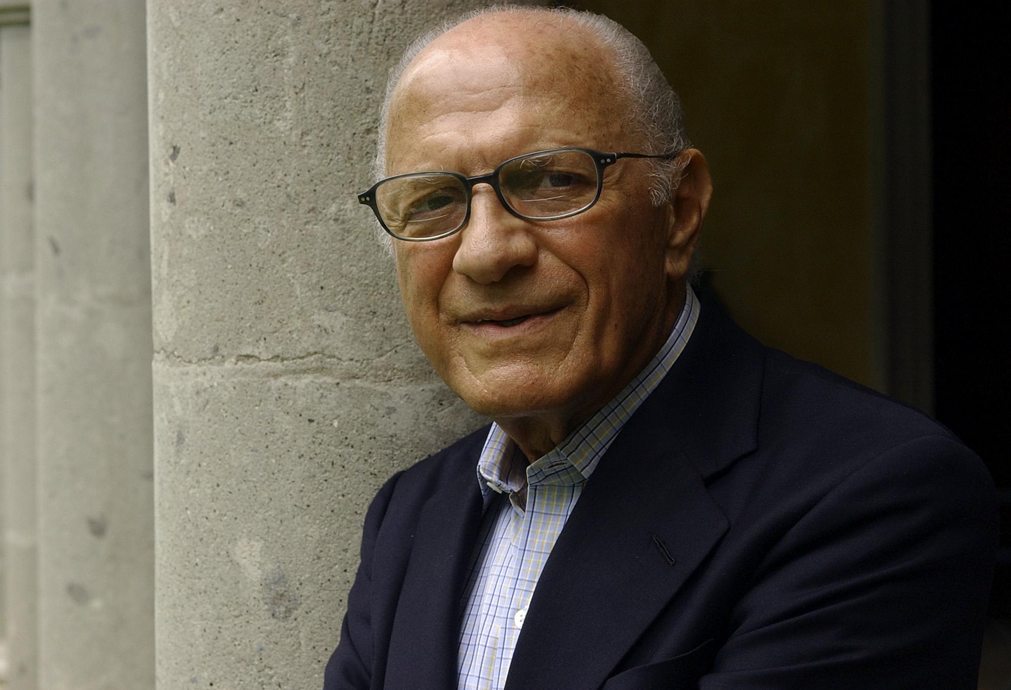 Emilio Nicolas is dead at 88; gave Spanish-language media a voice in ...