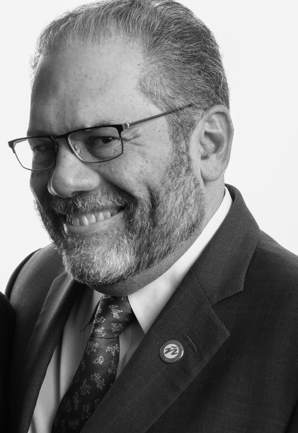 Public broadcasting vet Ray Suarez to host WMHT's 'New York Now'