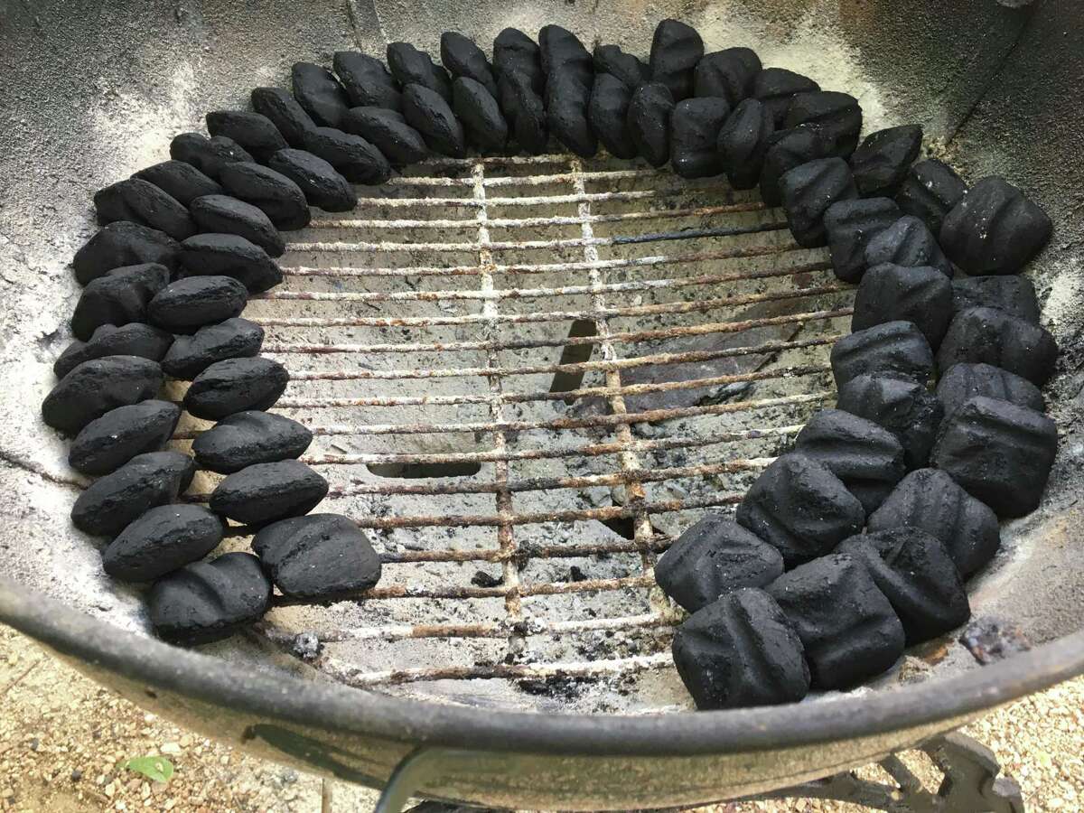 Testing the snake method, turning grills into low-and-slow cookers