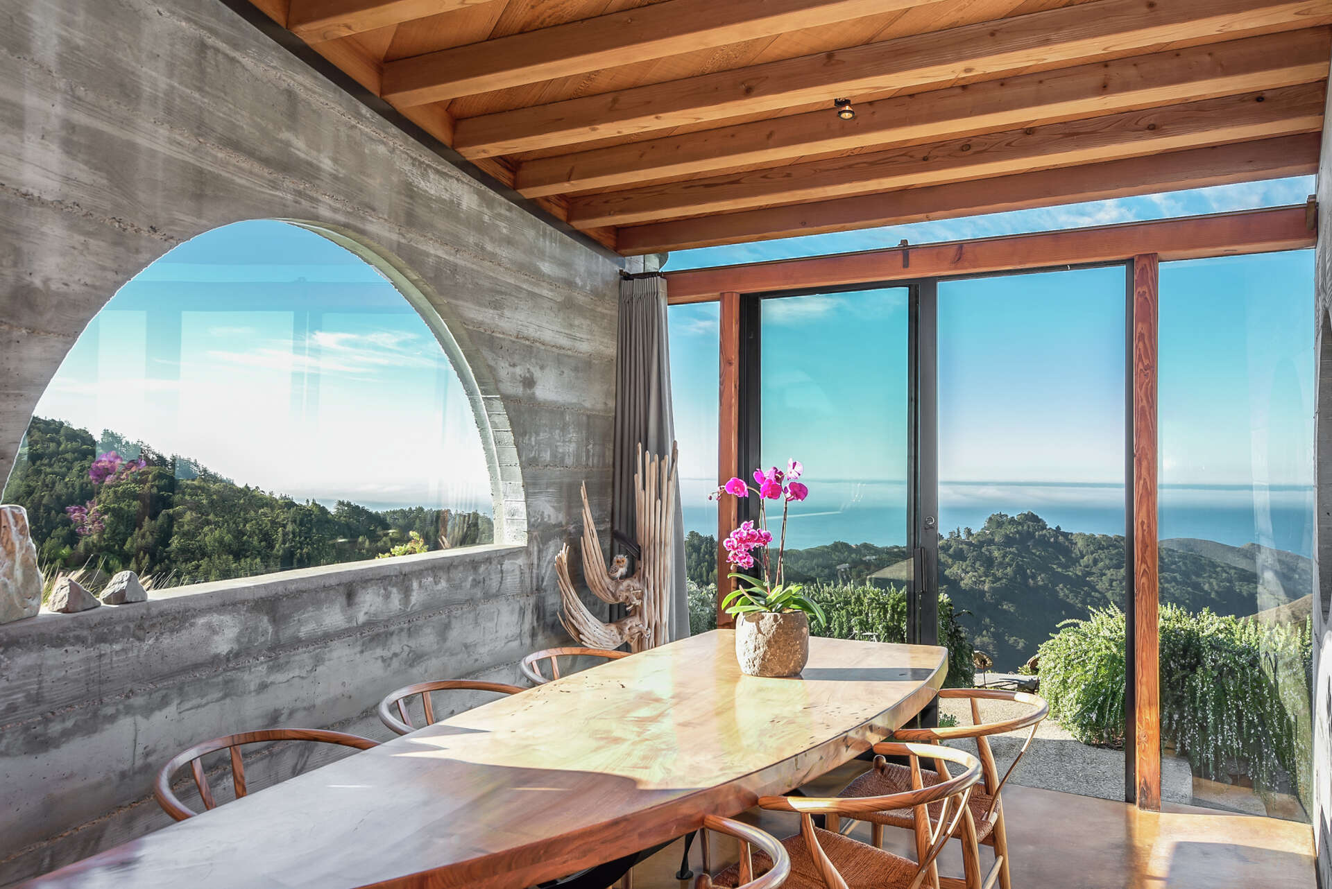 Get dreamy ocean views for $4.9M at this Big Sur home