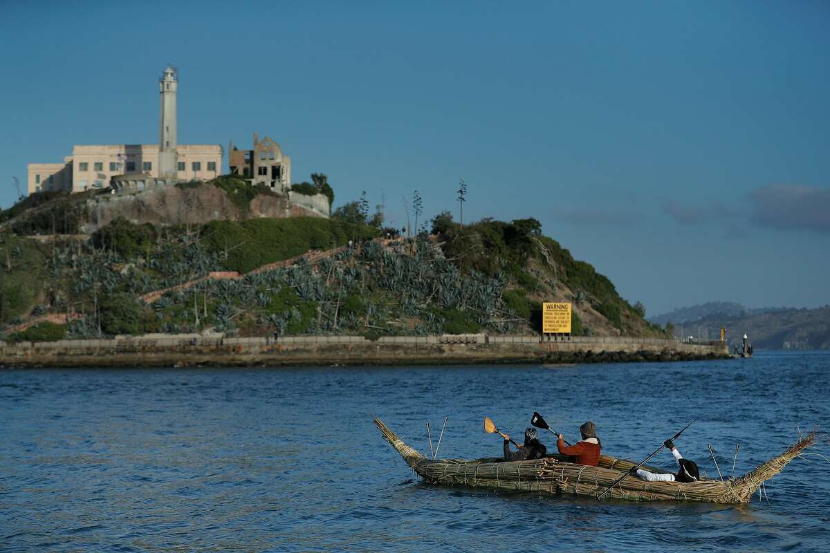 Old technique takes new tule reed boat to Alcatraz to mark Indian ...