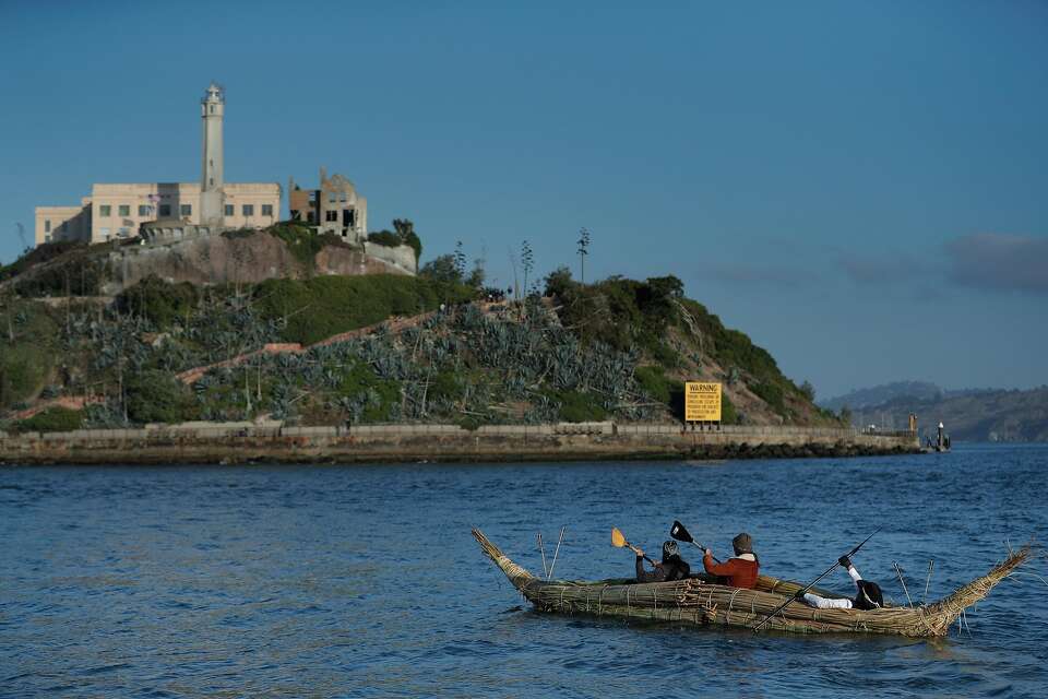 Old technique takes new tule reed boat to Alcatraz to mark Indian ...
