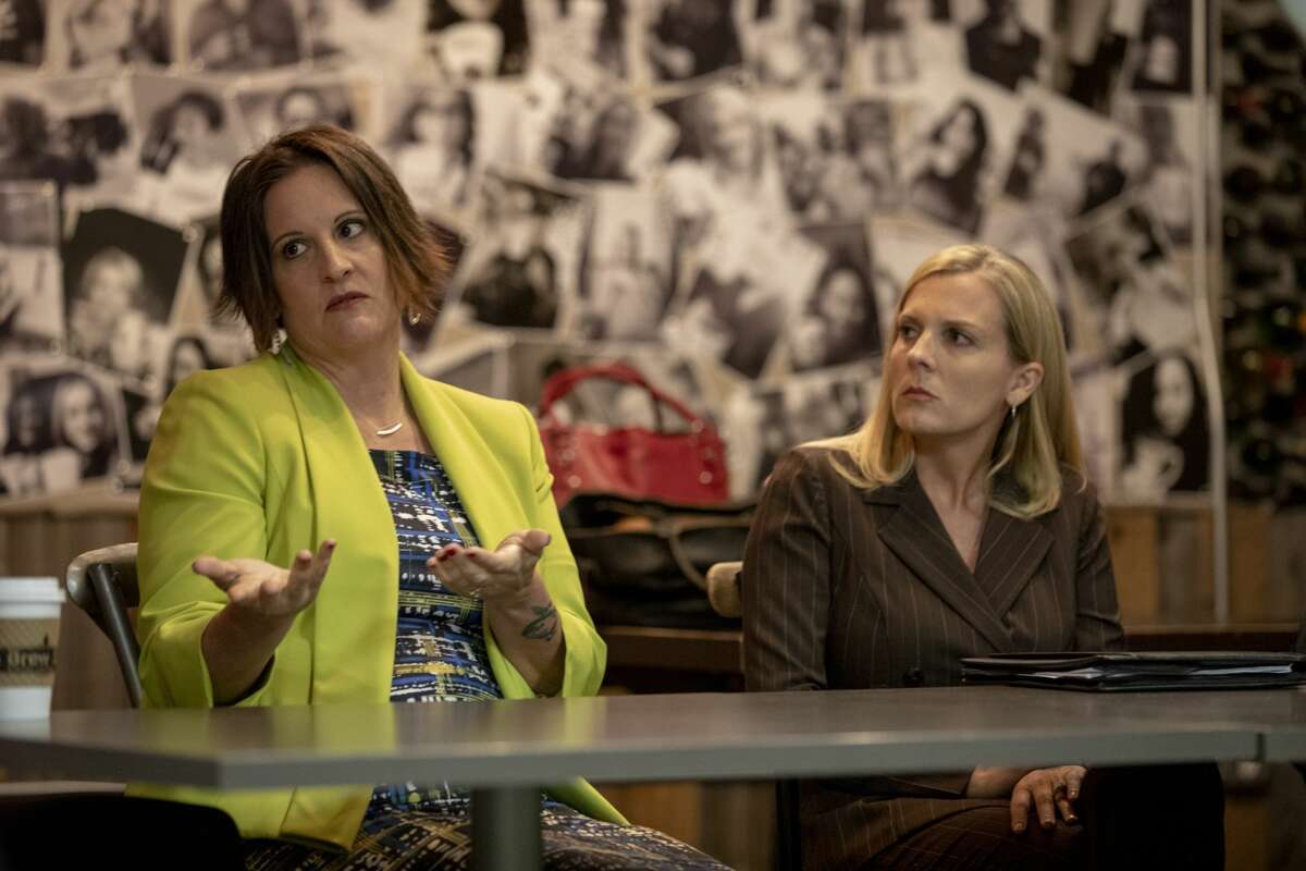 Bond supporters, opponents have their say at forum