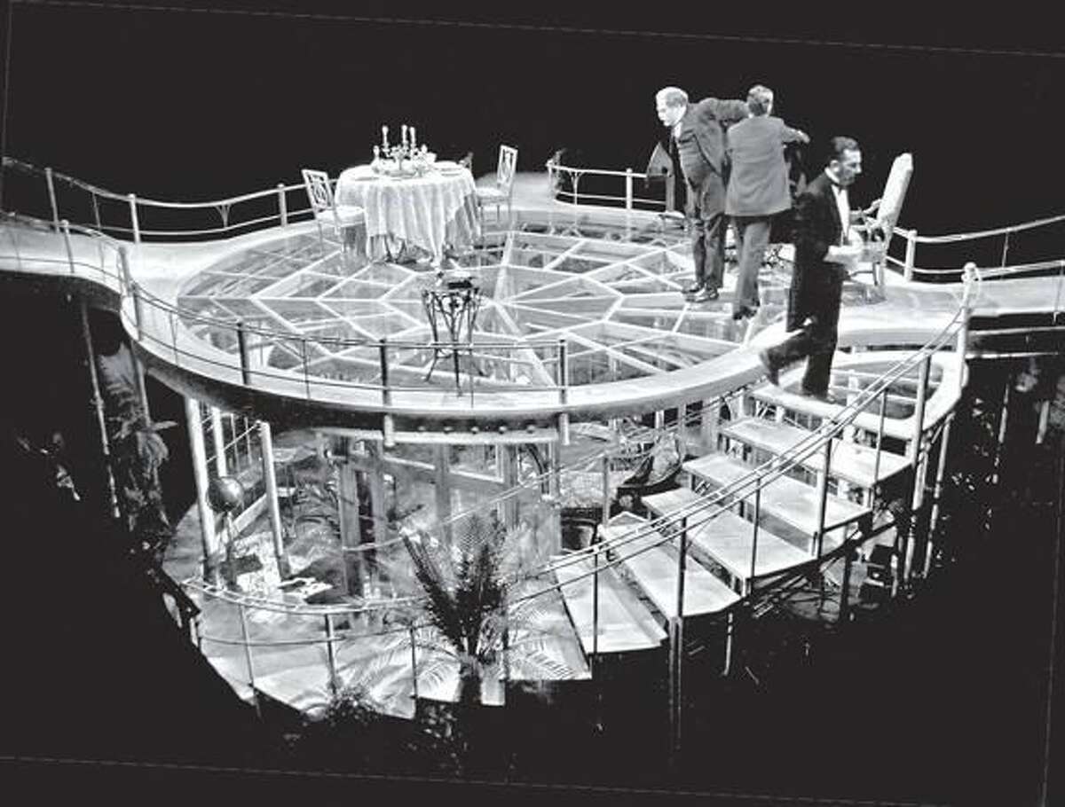 Yale hosts Ming Cho Lee exhibit