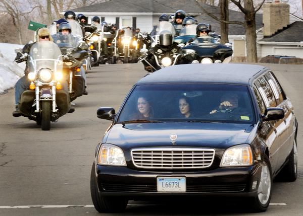 Slaying victim buried Saturday; no suspects named as investigation ...