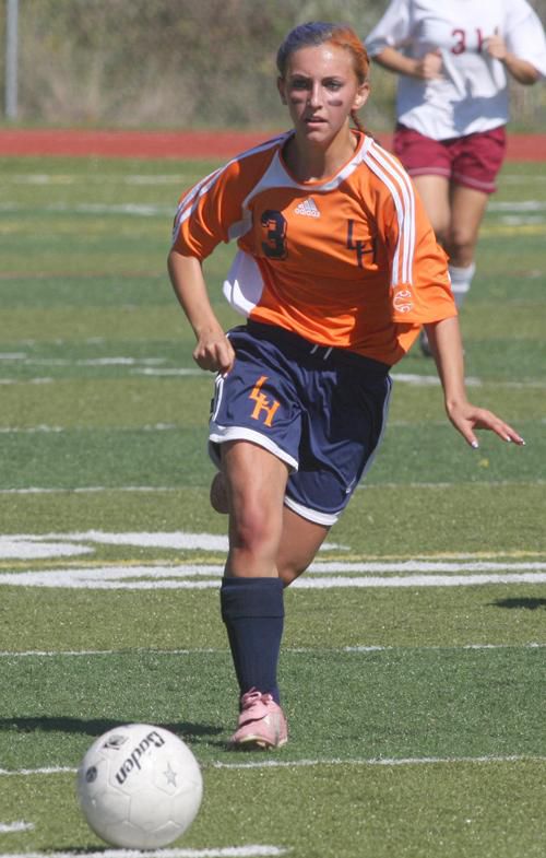 Lyman Hall girls' soccer snaps losing streak