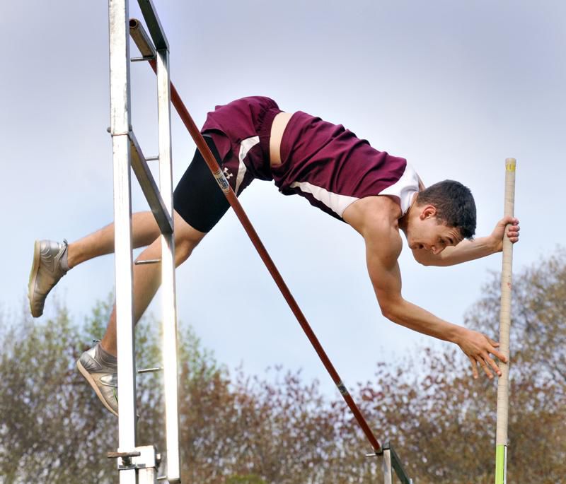 BOYS' TRACK: Sheehan falls to undefeated Amity (photos/results)