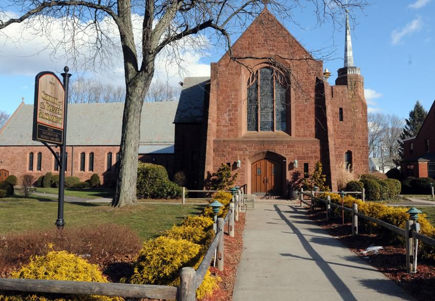 2 Hamden churches to share common pastor