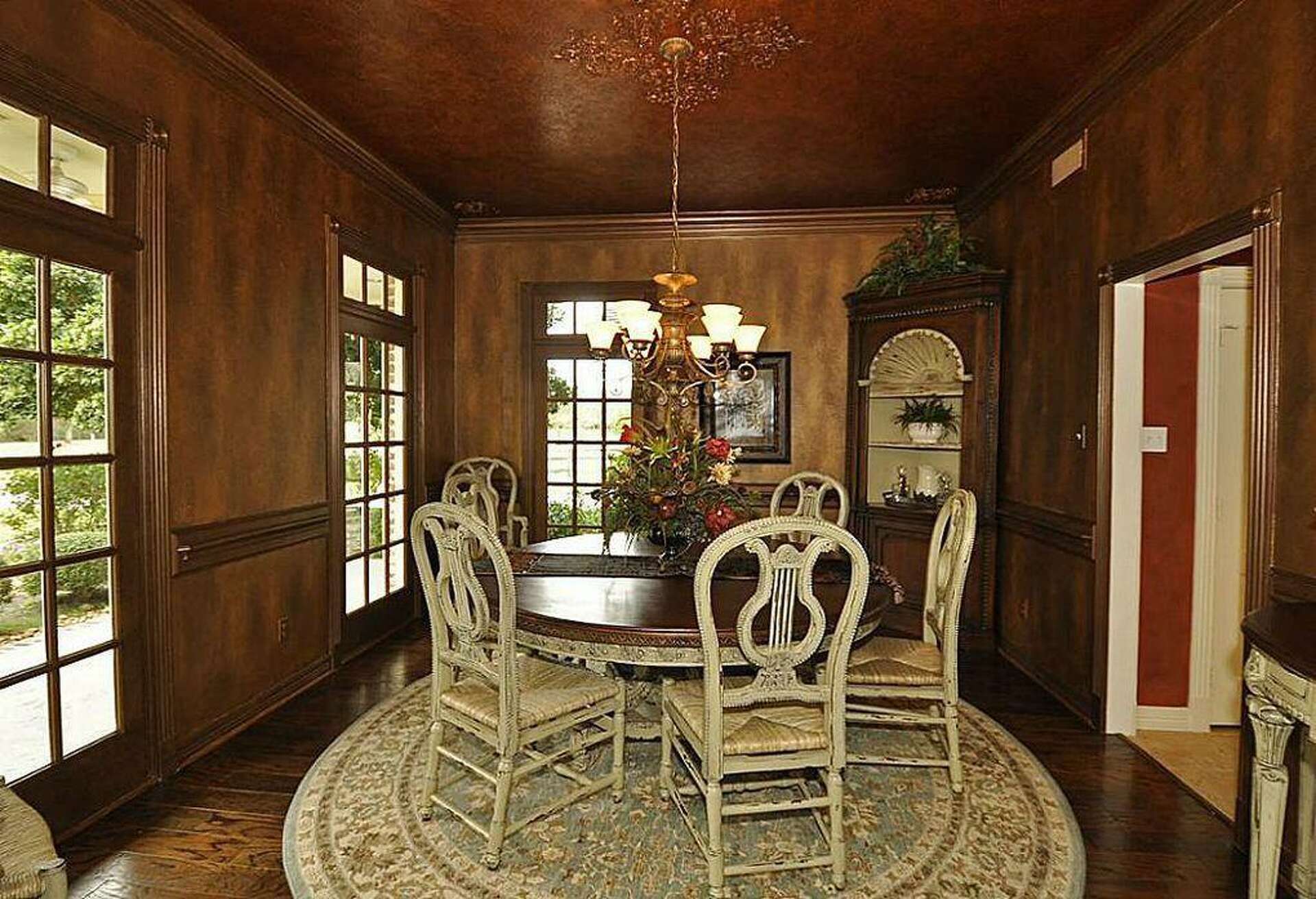 Tomball renovation sparks new interior design career