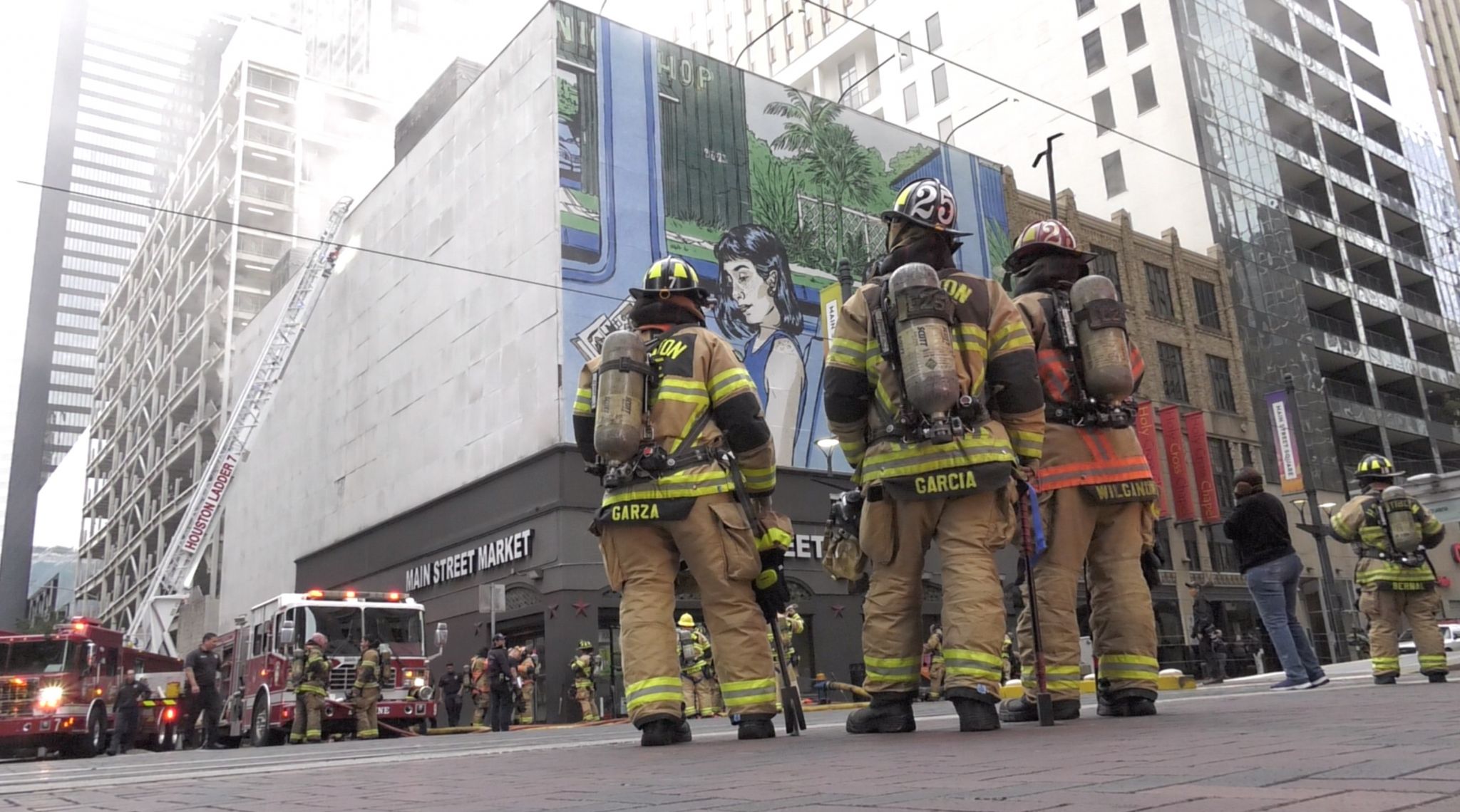 Firefighters douse 'stubborn' fire inside downtown Houston corner store