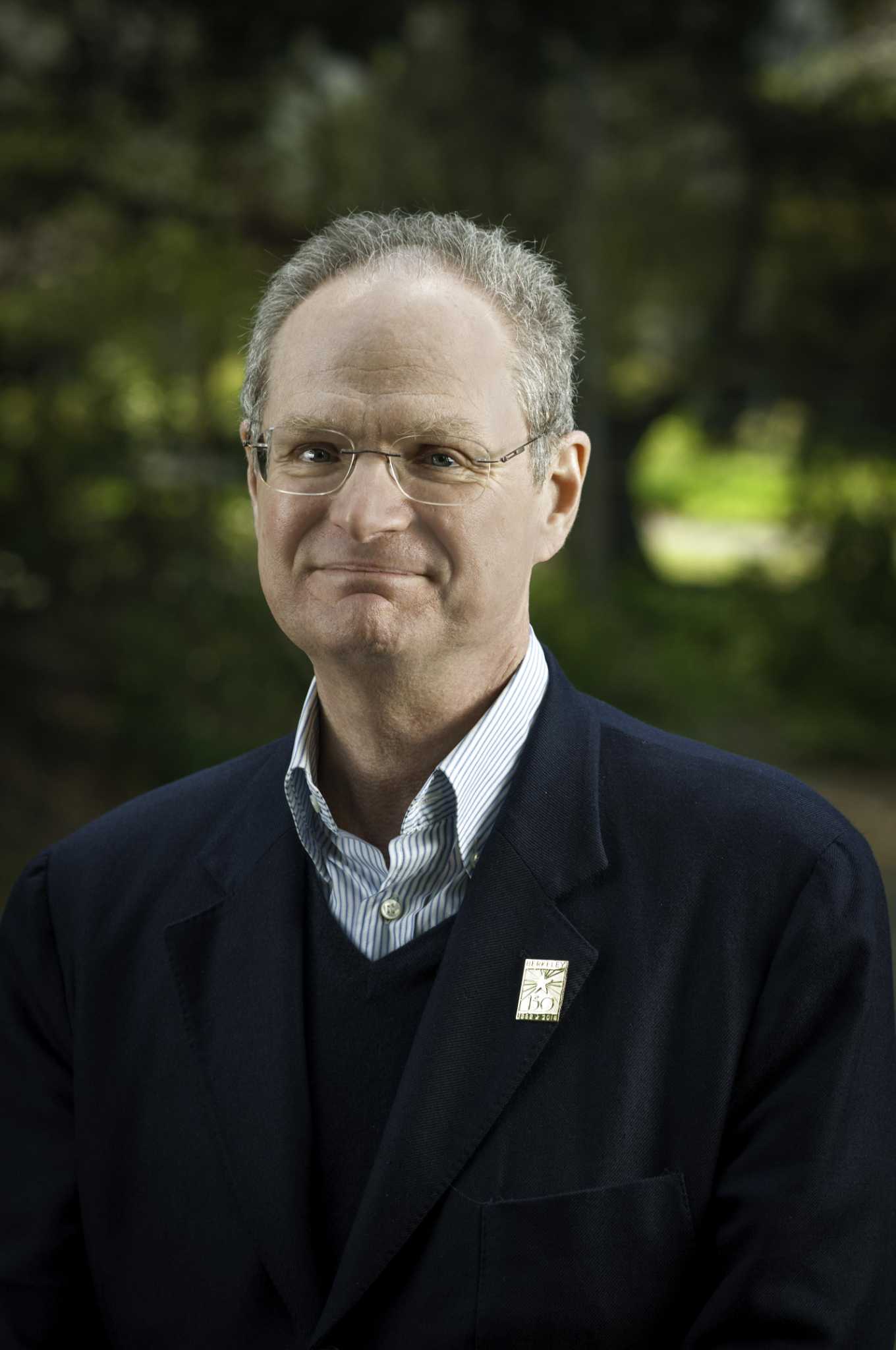 Scientists behind tiny object in TVs, medical sensors share Welch Award