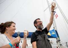 It’s kisses and Champagne as solo sailor finishes epic voyage in Sausalito