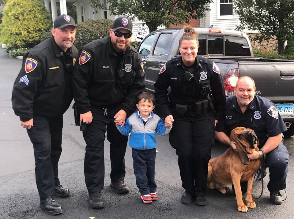 Stamford Police give child “ride of a lifetime”