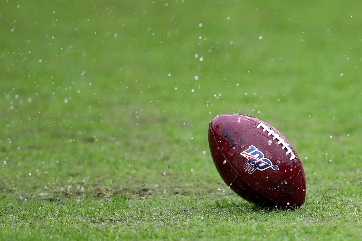 Drenching rain turns 49ers game into giant slip-n-slide