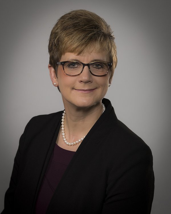 Mary Draves of Midland announces campaign for 8th Congressional seat