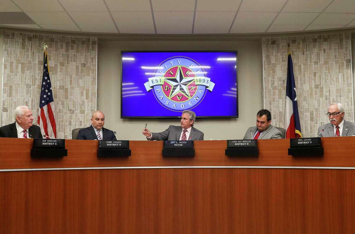 Spending at Pasadena council member’s family business raises questions