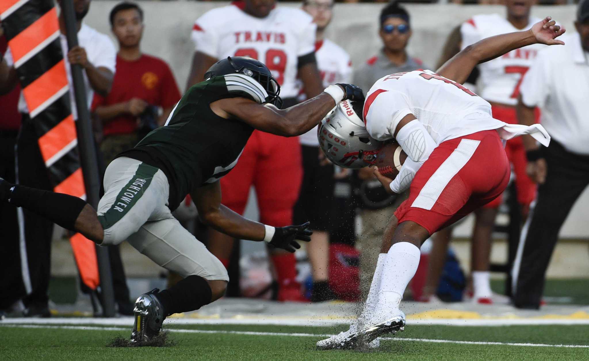 Hightower football begins tough closing stretch with Friendswood