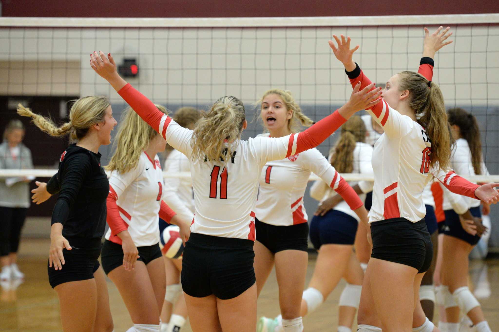 Katy volleyball holds second place in 19-6A, clinches playoff spot