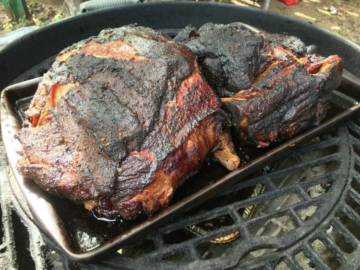 Testing the snake method, turning grills into low-and-slow cookers