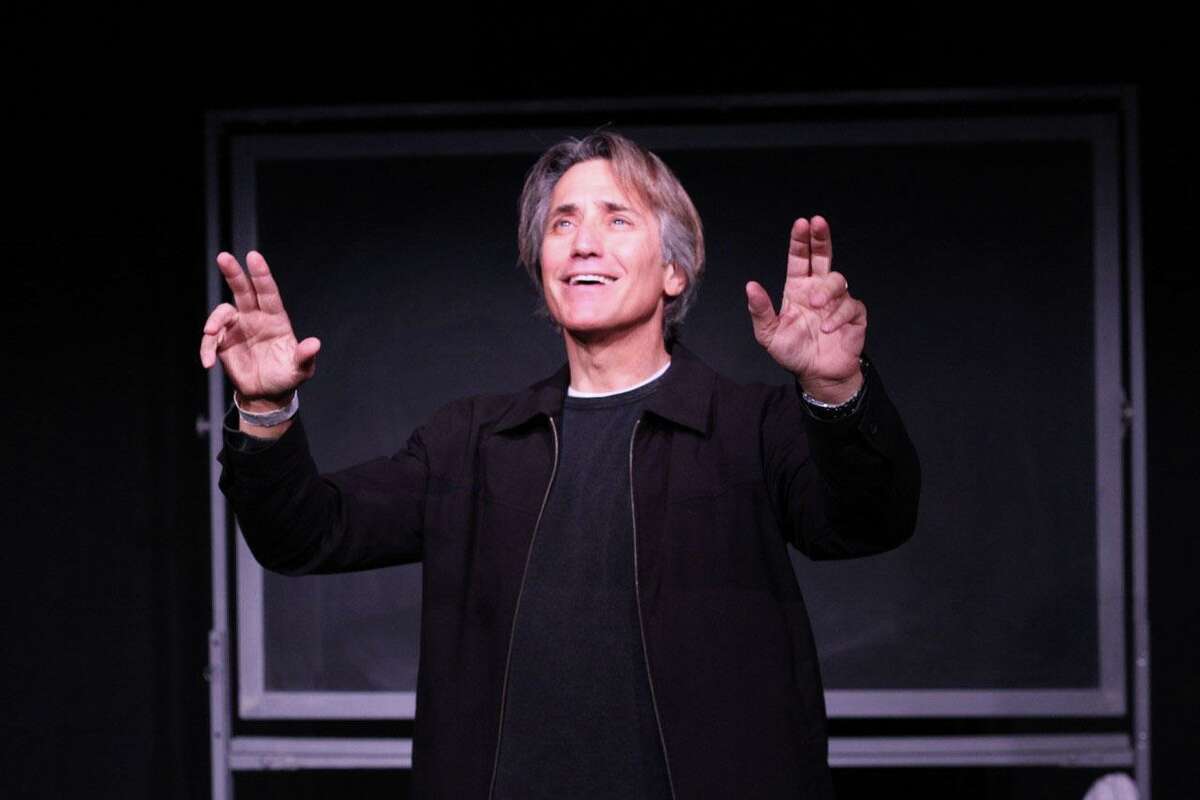 Robert Dubac’s ‘The Male Intellect: An Oxymoron?’ comes to Danbury’s ...