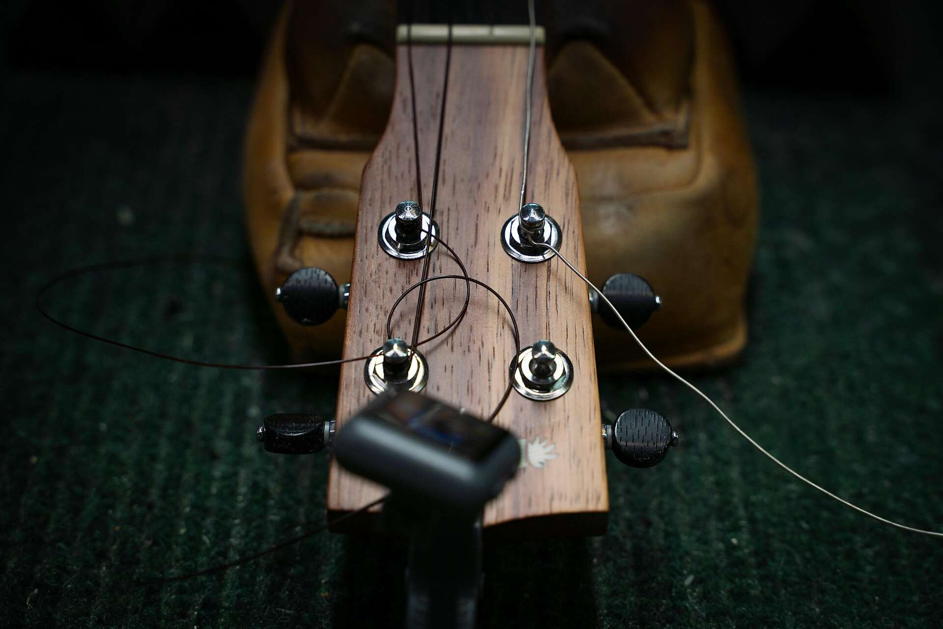 World’s largest ukulele maker hidden in Bay Area