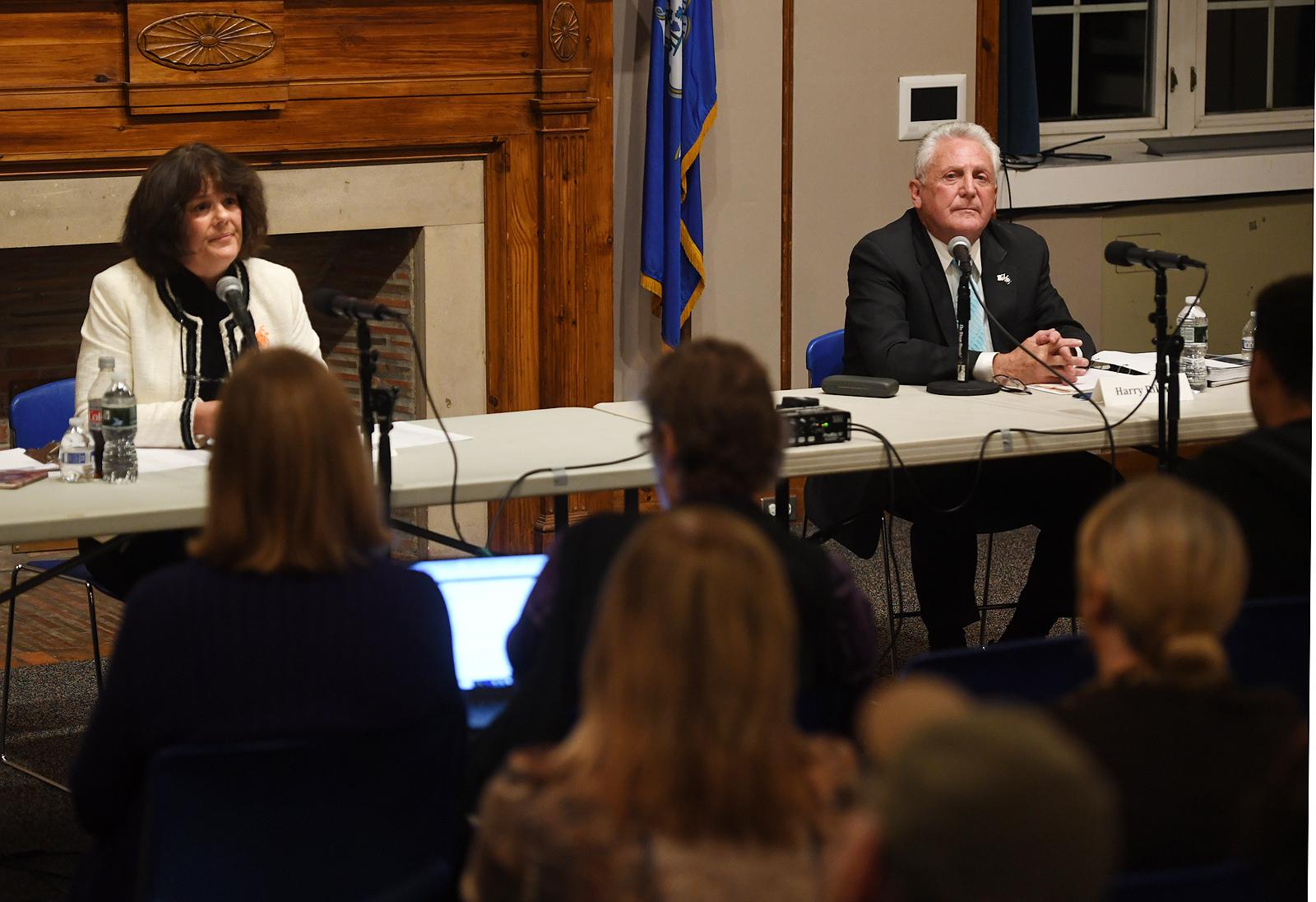 Rilling, Brinton square off in first Norwalk mayoral debate