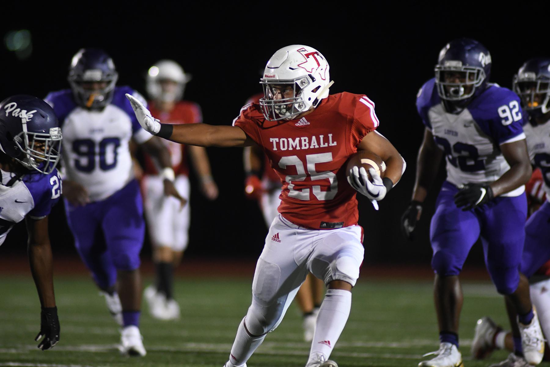 Tomball football community shows support for breast cancer awareness