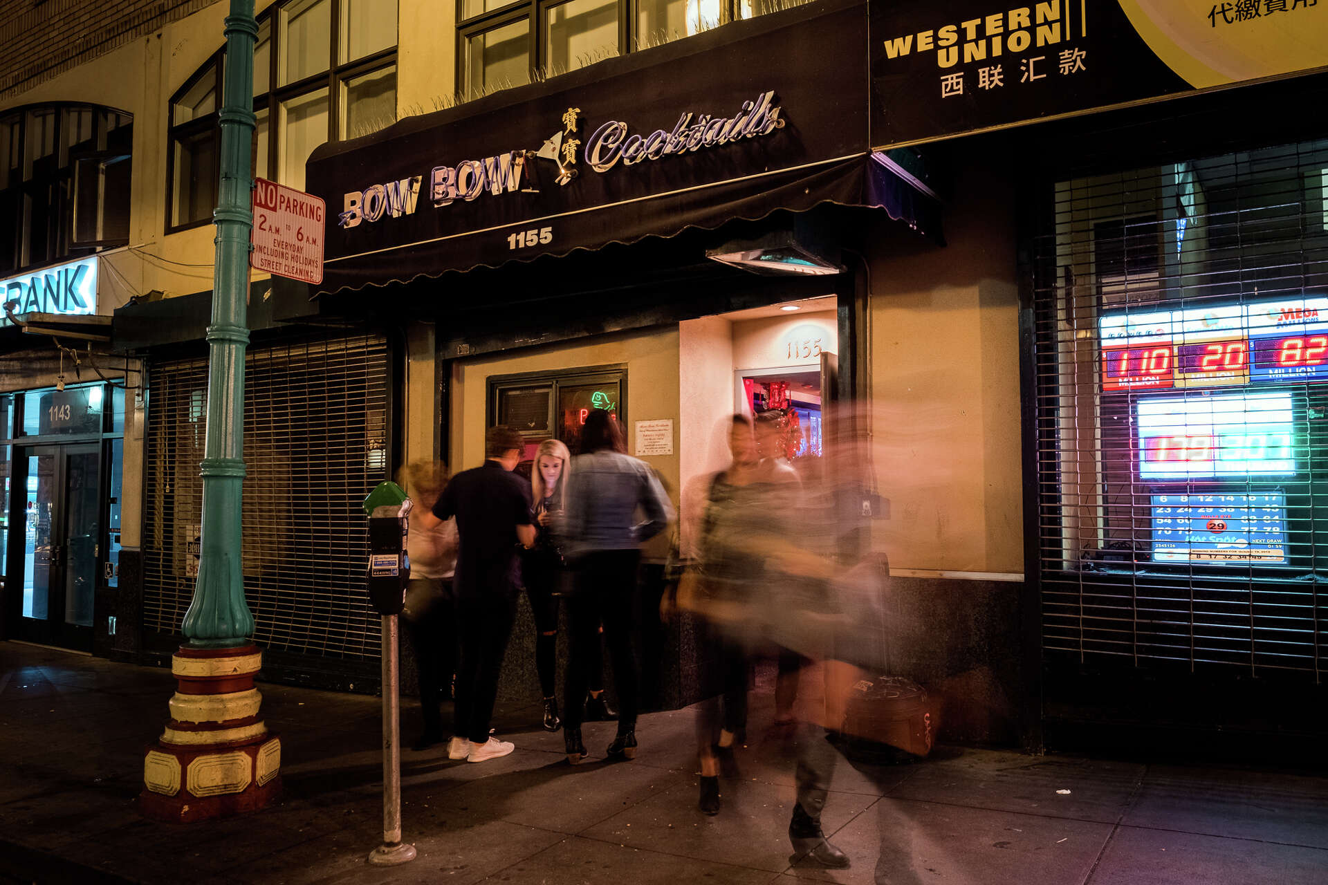 How a 33-year-old Chinatown dive bar gave us one of the city's most ...
