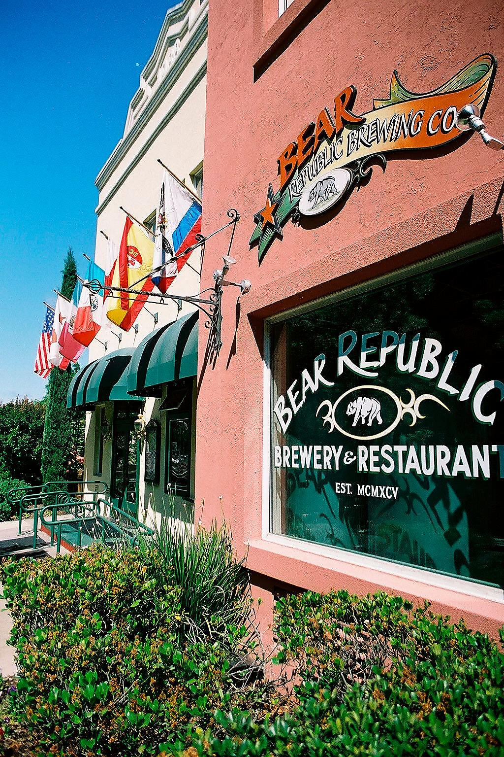 Bear Republic to close Healdsburg brewpub in November