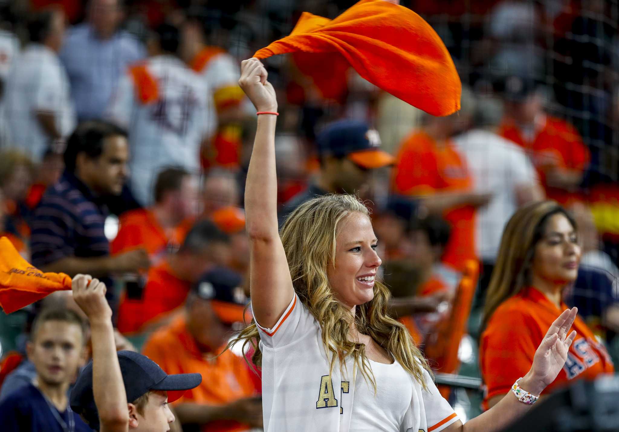 Astros fans arrive early for Game 1 of the World Series