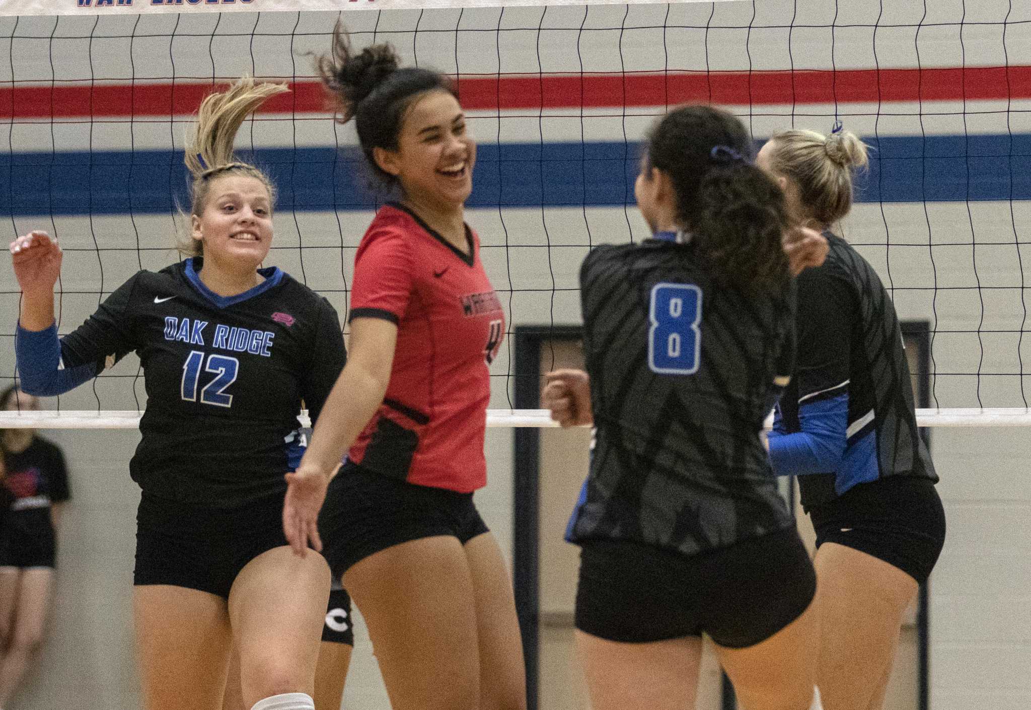 VOLLEYBALL: Oak Ridge edges Klein Cain in key district match