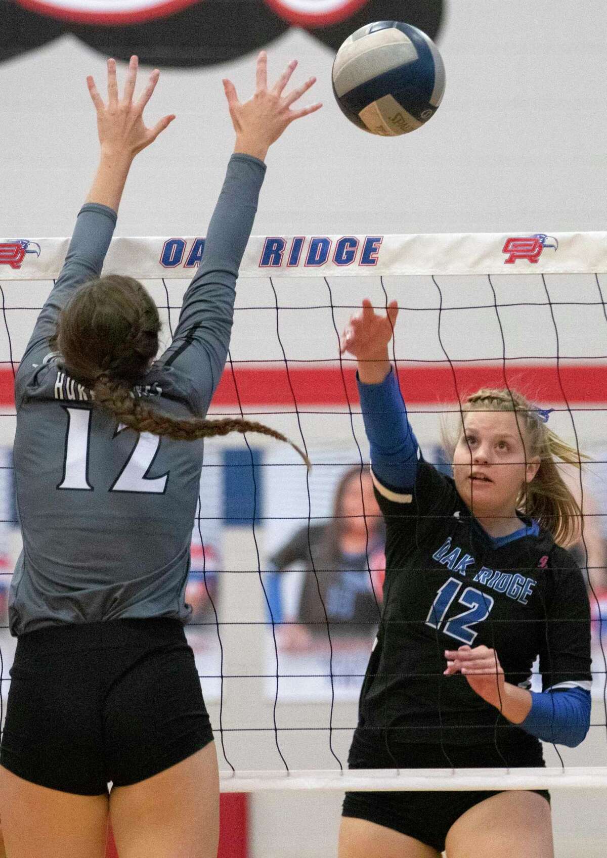 VOLLEYBALL: Oak Ridge edges Klein Cain in key district match