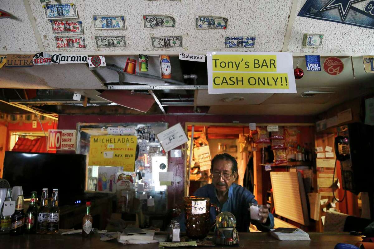 Tony’s, a ‘classic neighborhood dive bar’ downtown with cheap beer and ...
