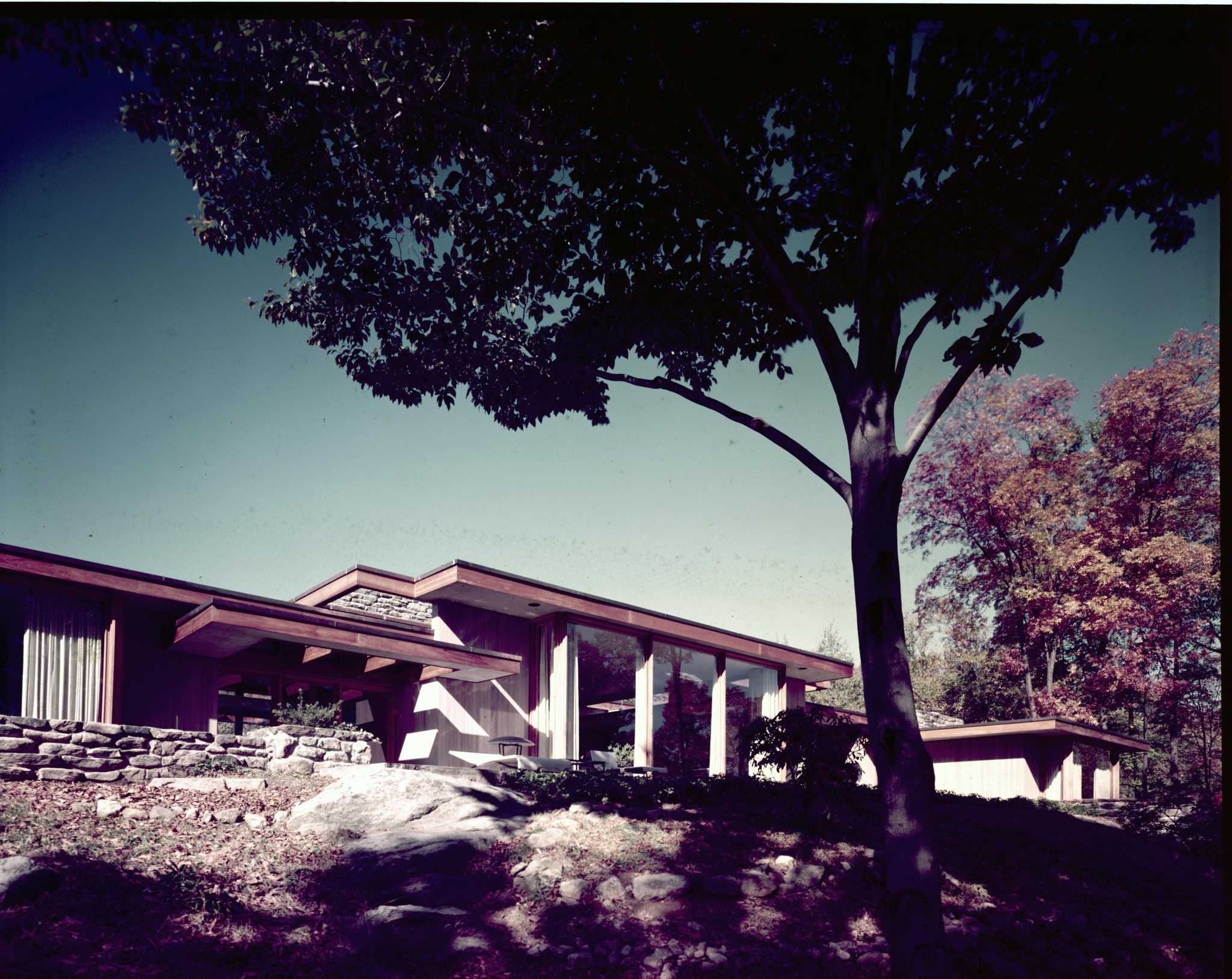 Conservation easement to protect Gores House in New Canaan