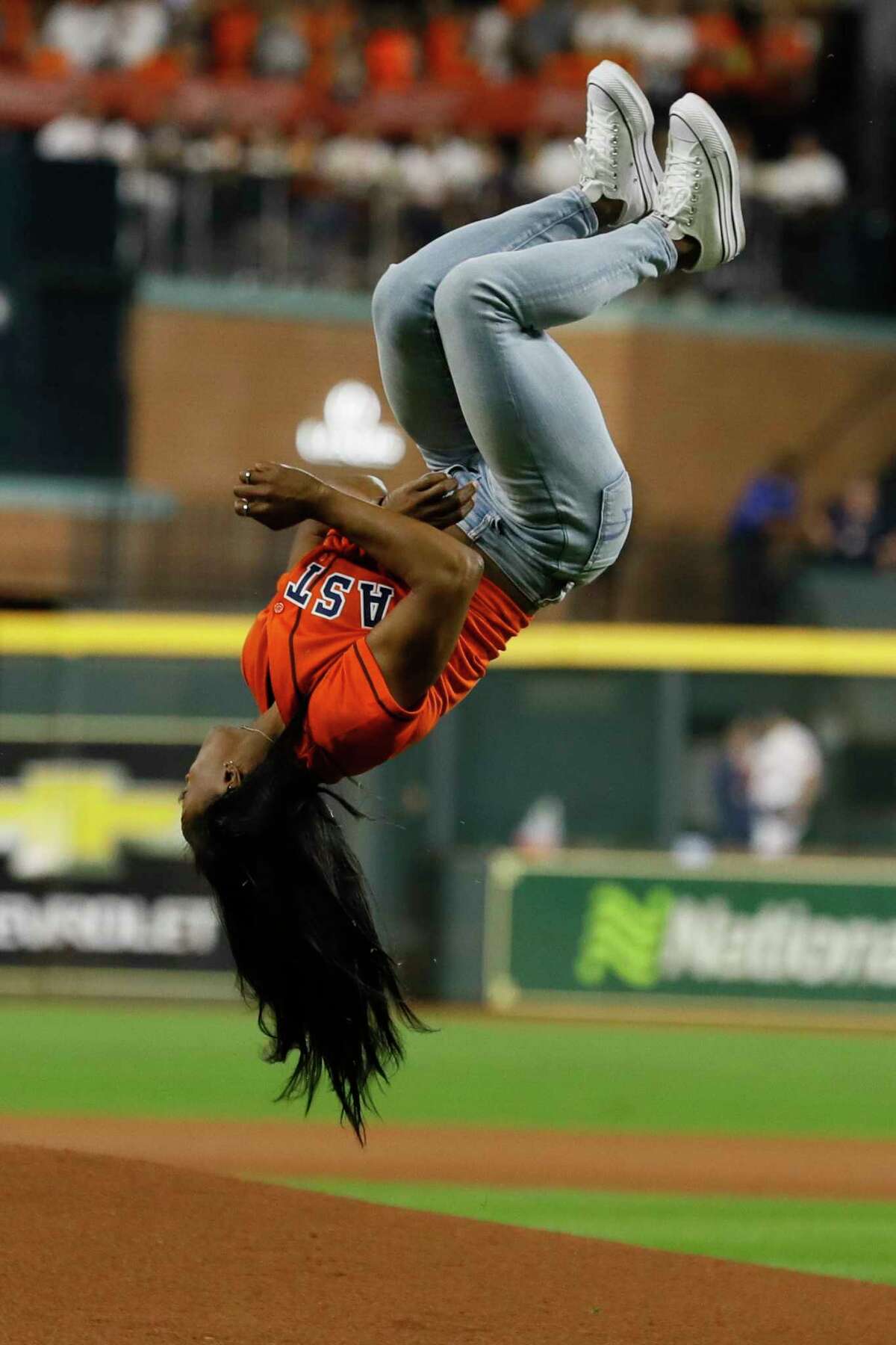 Simone Biles pulls off standing back flip with twist before World ...