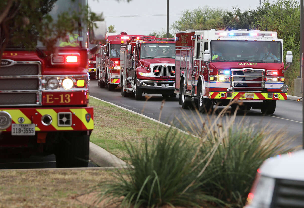 Greg Garza memorial service draws hundreds of mourners