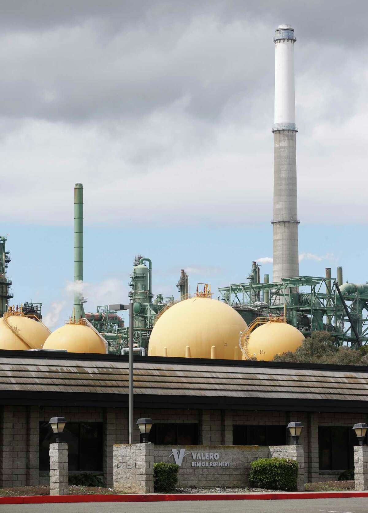 Valero s 3Q Profit Squeezed By Higher Crude Prices