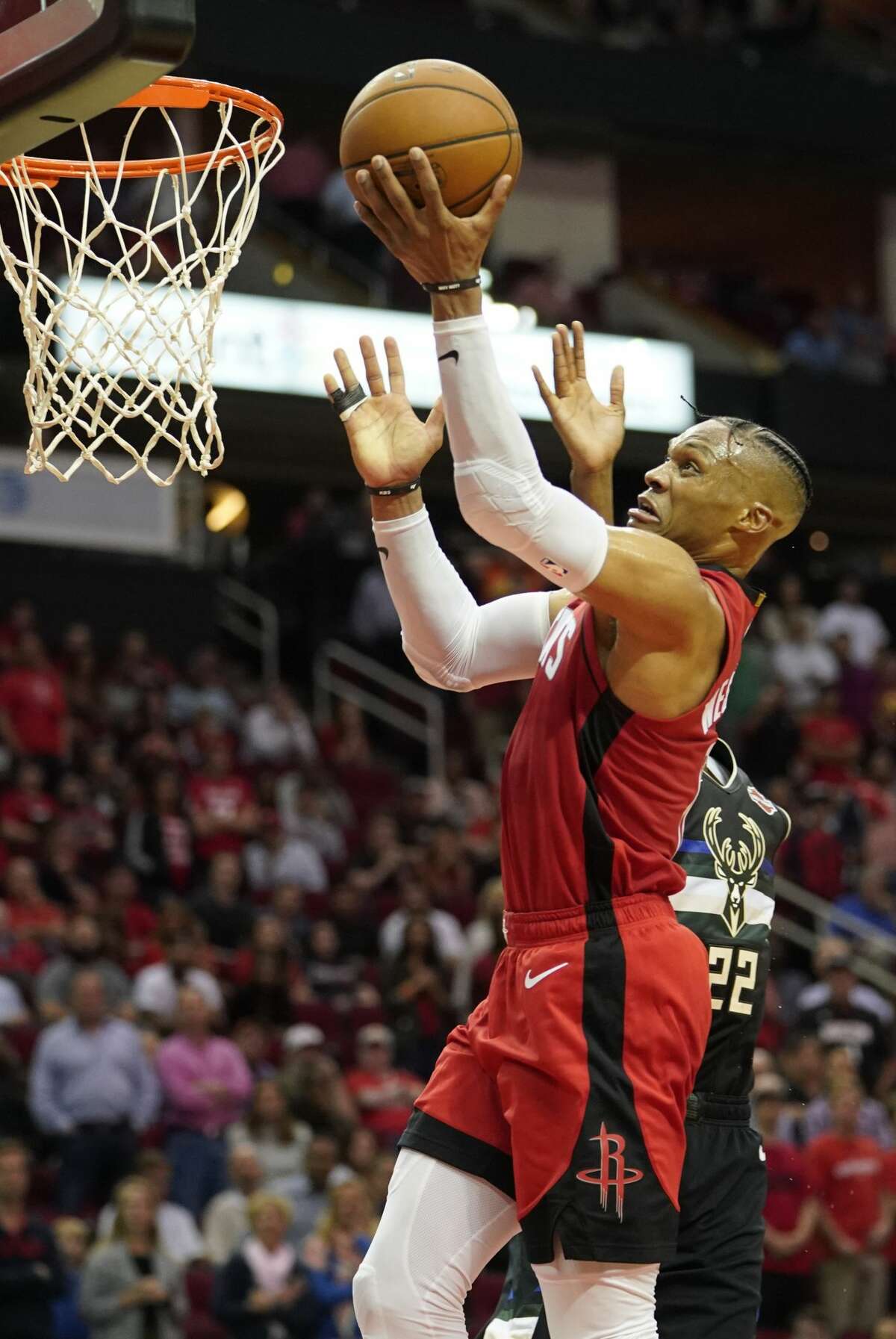 Rockets' Russell Westbrook enjoys thunderous late run