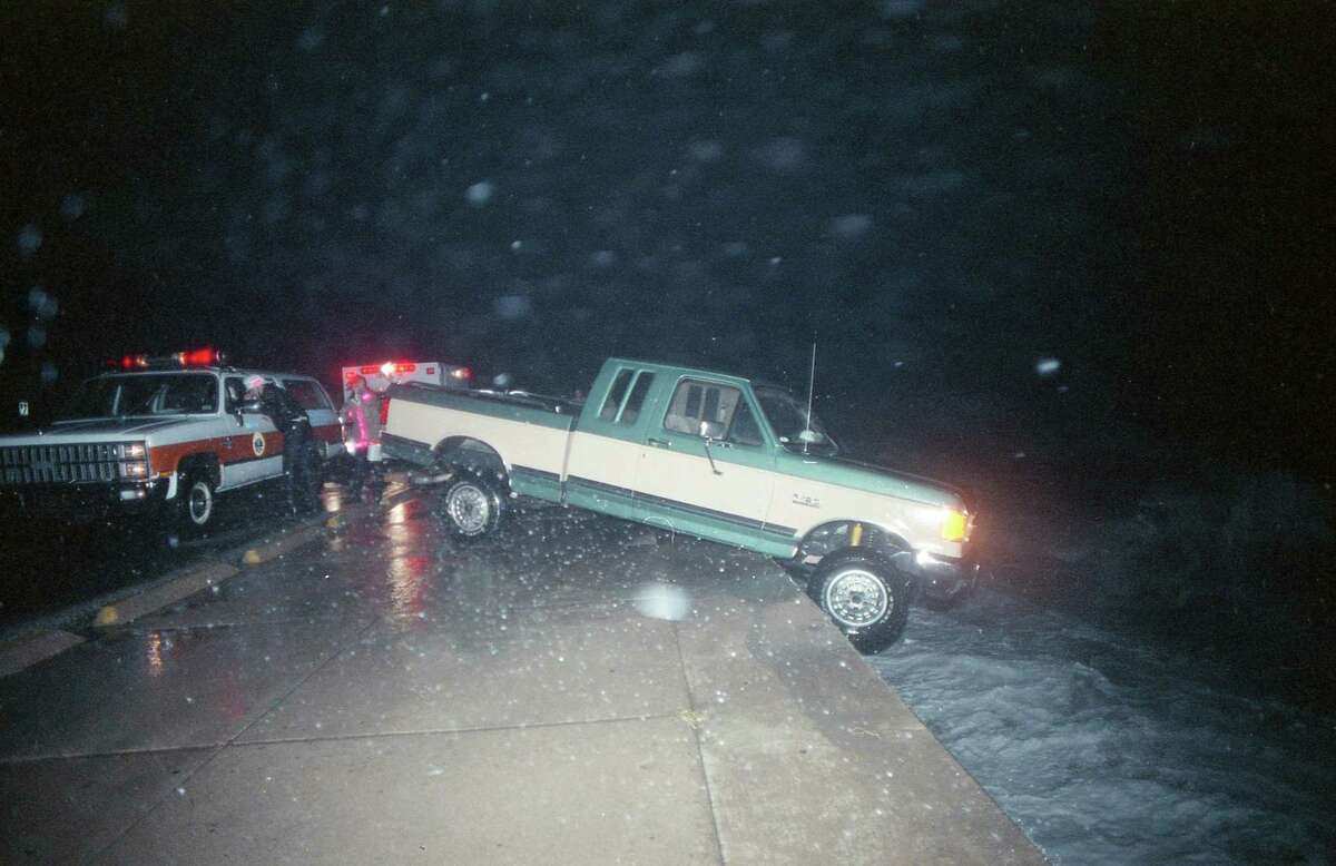 30 years ago: The Phillips Petroleum explosion in Pasadena and 'RoboCop ...