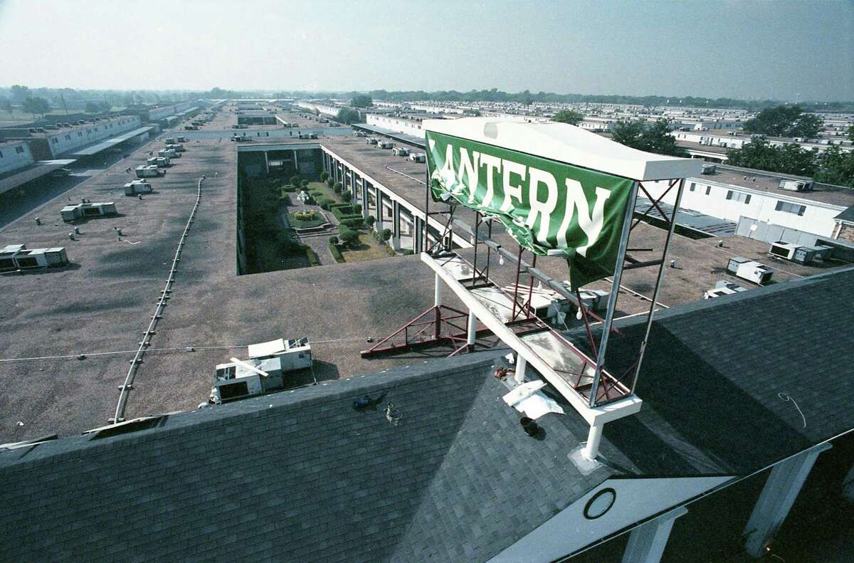 30 years ago: The Phillips Petroleum explosion in Pasadena and 'RoboCop ...