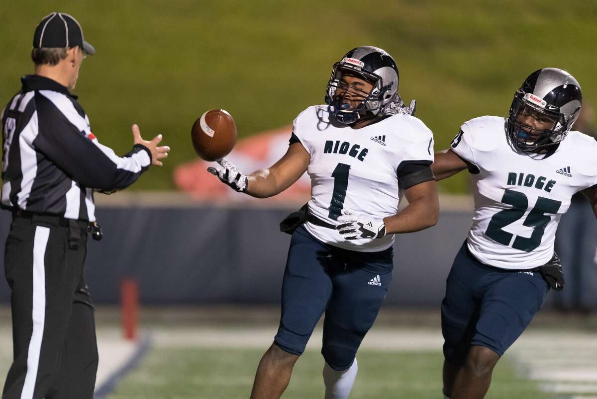 Ben Dukes carries Memorial past Cypress Ridge
