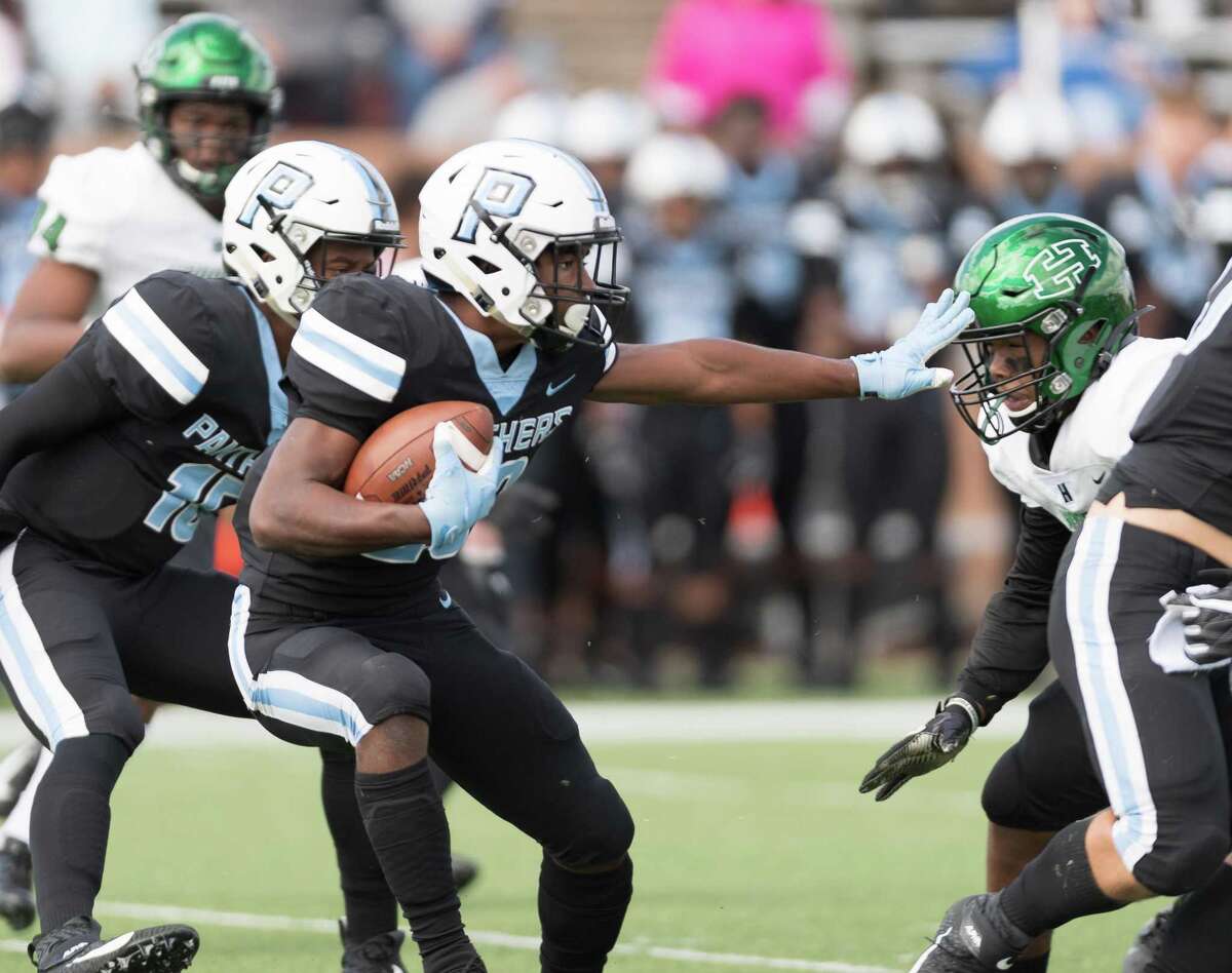 Strong second-half pushes Paetow past Huntsville for playoff spot