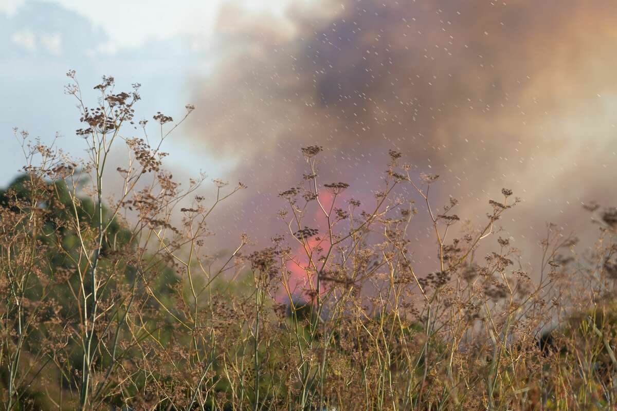 I-80 reopens after Carquinez Bridge fire, Crockett evacuation lifted
