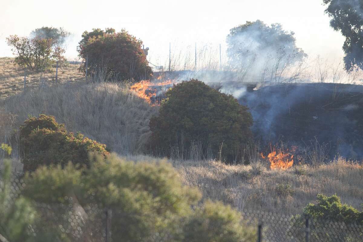I-80 reopens after Carquinez Bridge fire, Crockett evacuation lifted
