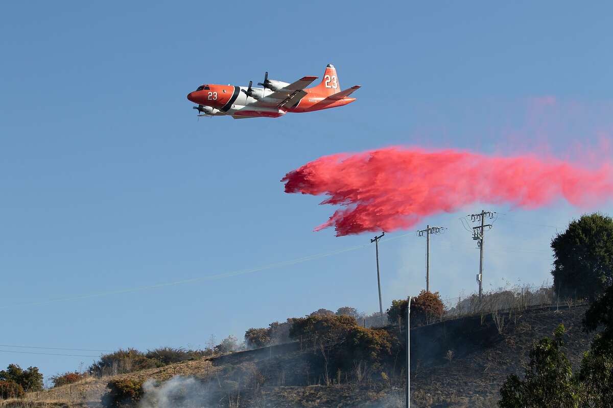 Twin fires cause evacuations in Vallejo, Crockett, closing part of I-80
