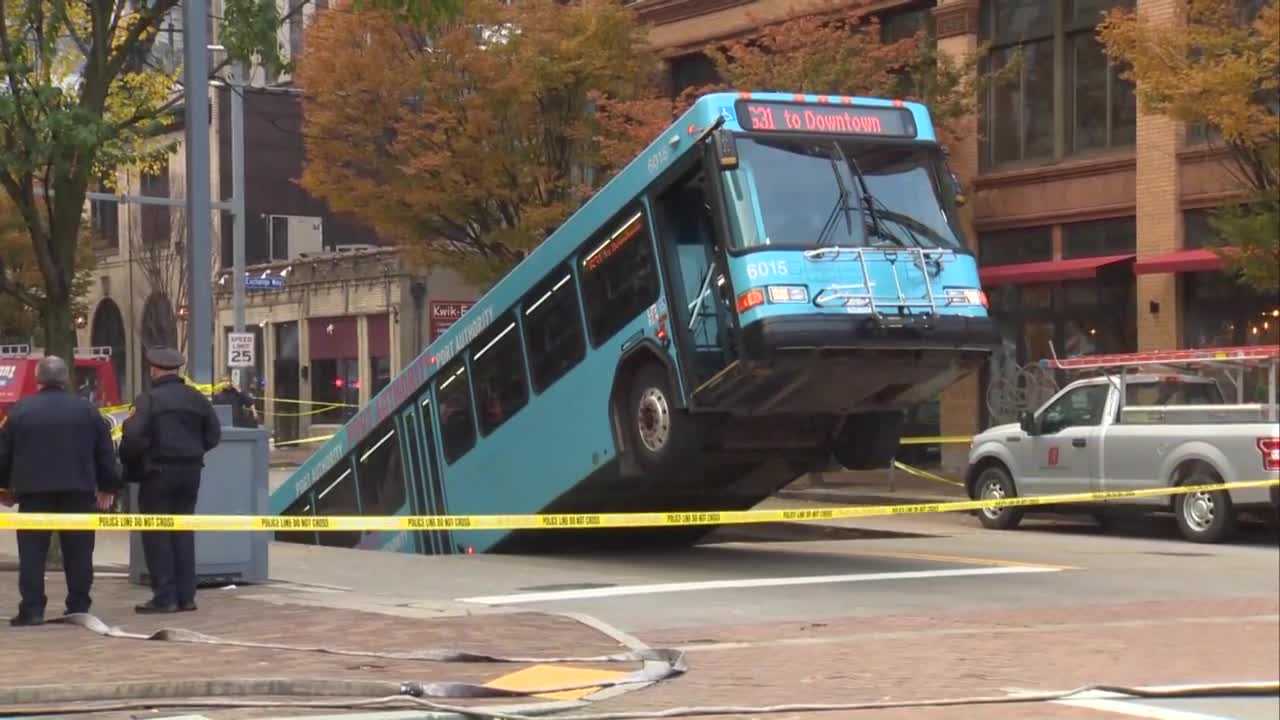 Sinkhole opens under city bus in downtown Pittsburgh