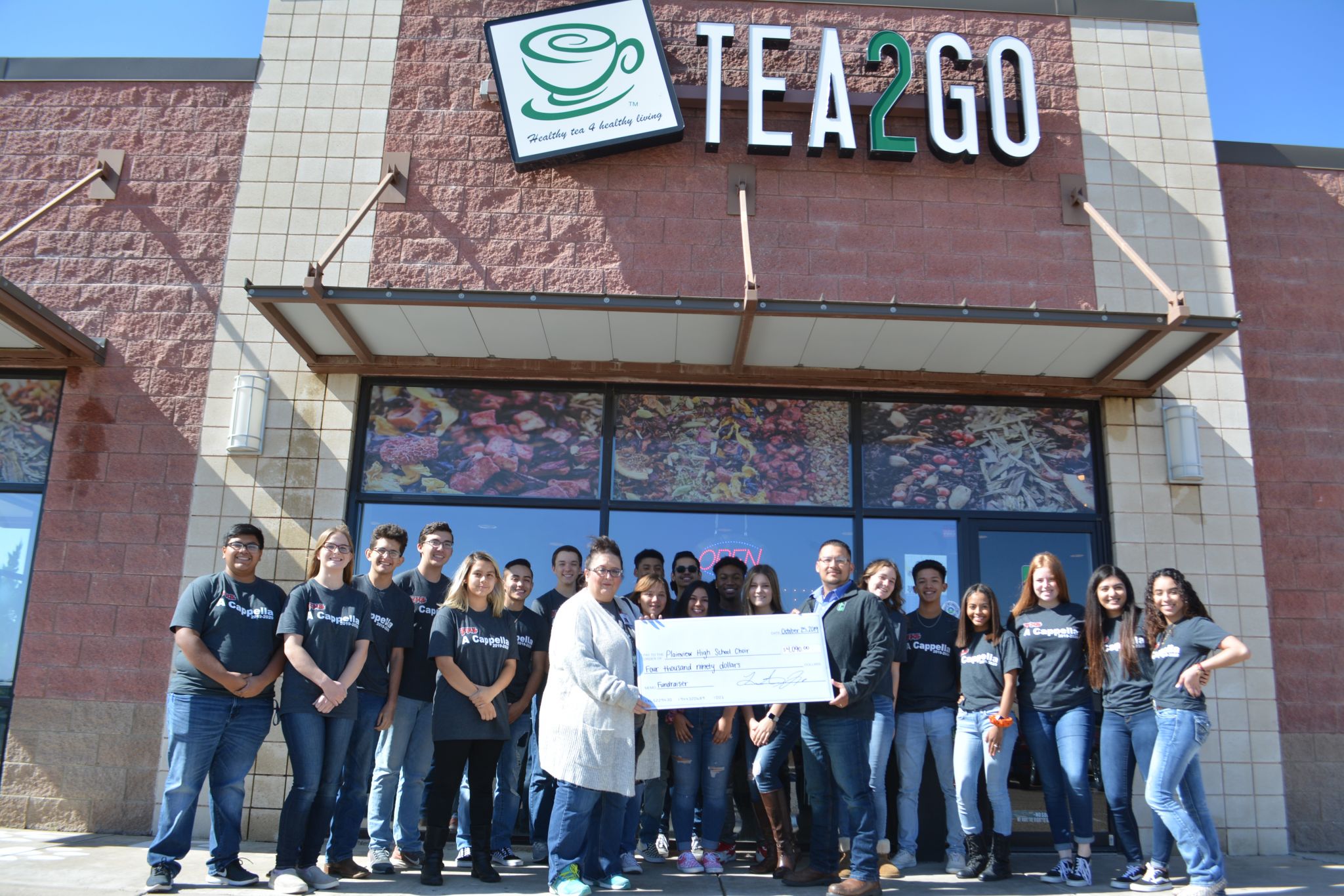 Tea2Go fundraiser raises money to help PHS Choir trip to D.C.