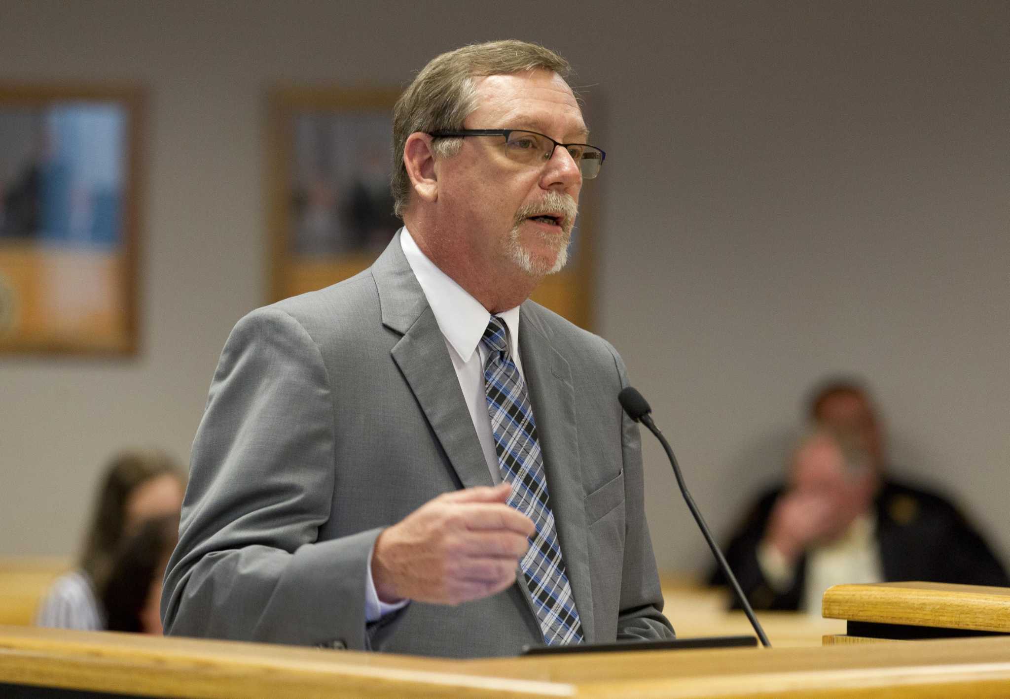 Montgomery County attorney urges no action on polling place regulations