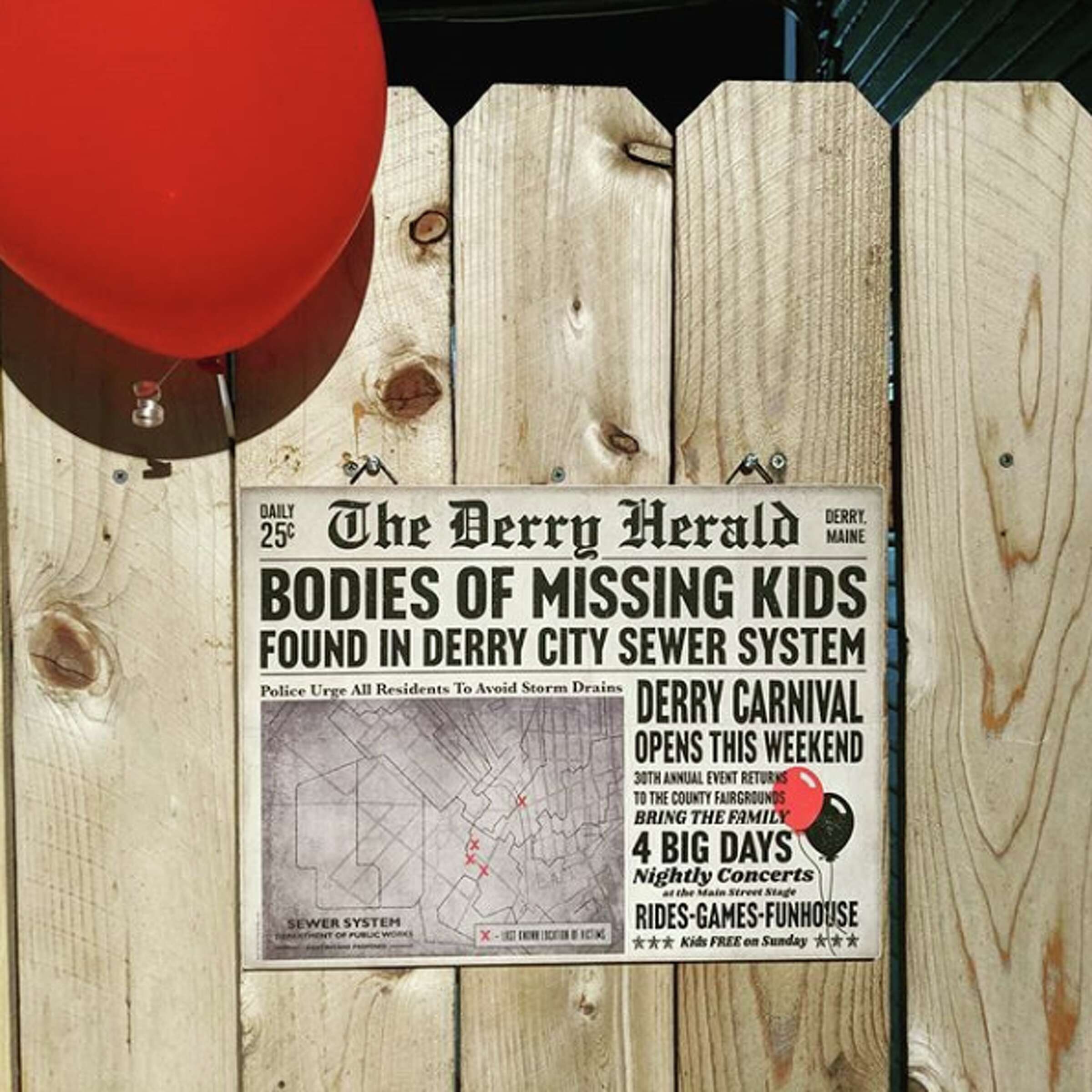 Here's why there's a creepy new Pennywise mural in East Oakland